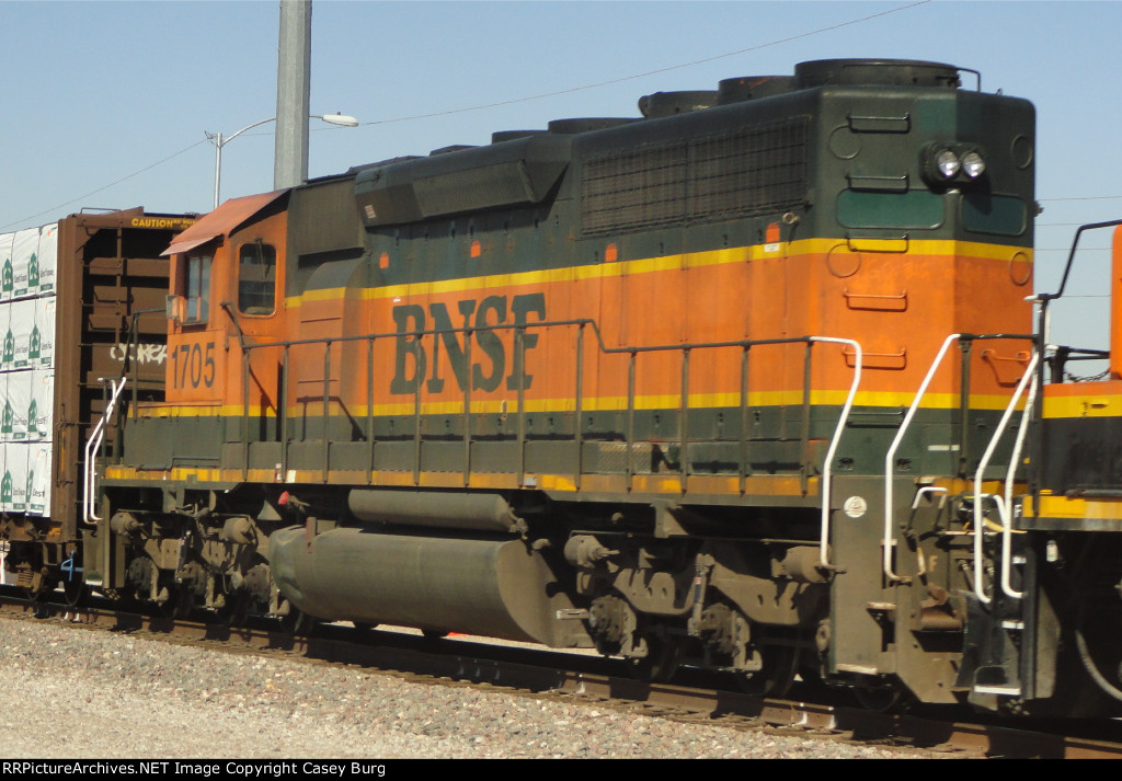 BNSF 1705